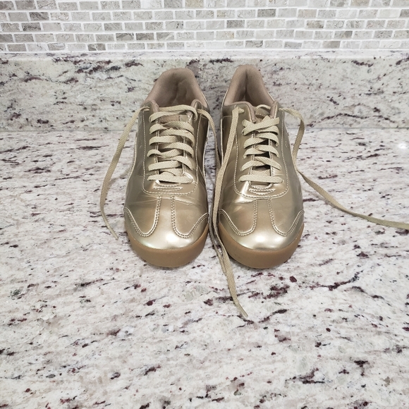 Puma | Shoes | Puma Roma Gold Sneakers Shoes | Poshmark